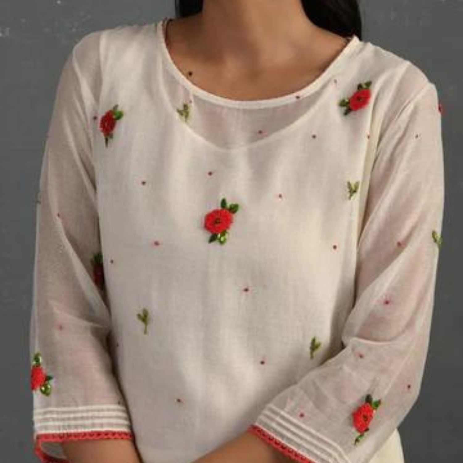 Buy Ivory Hand Embroidered Kurta Set For Women | Indyverse